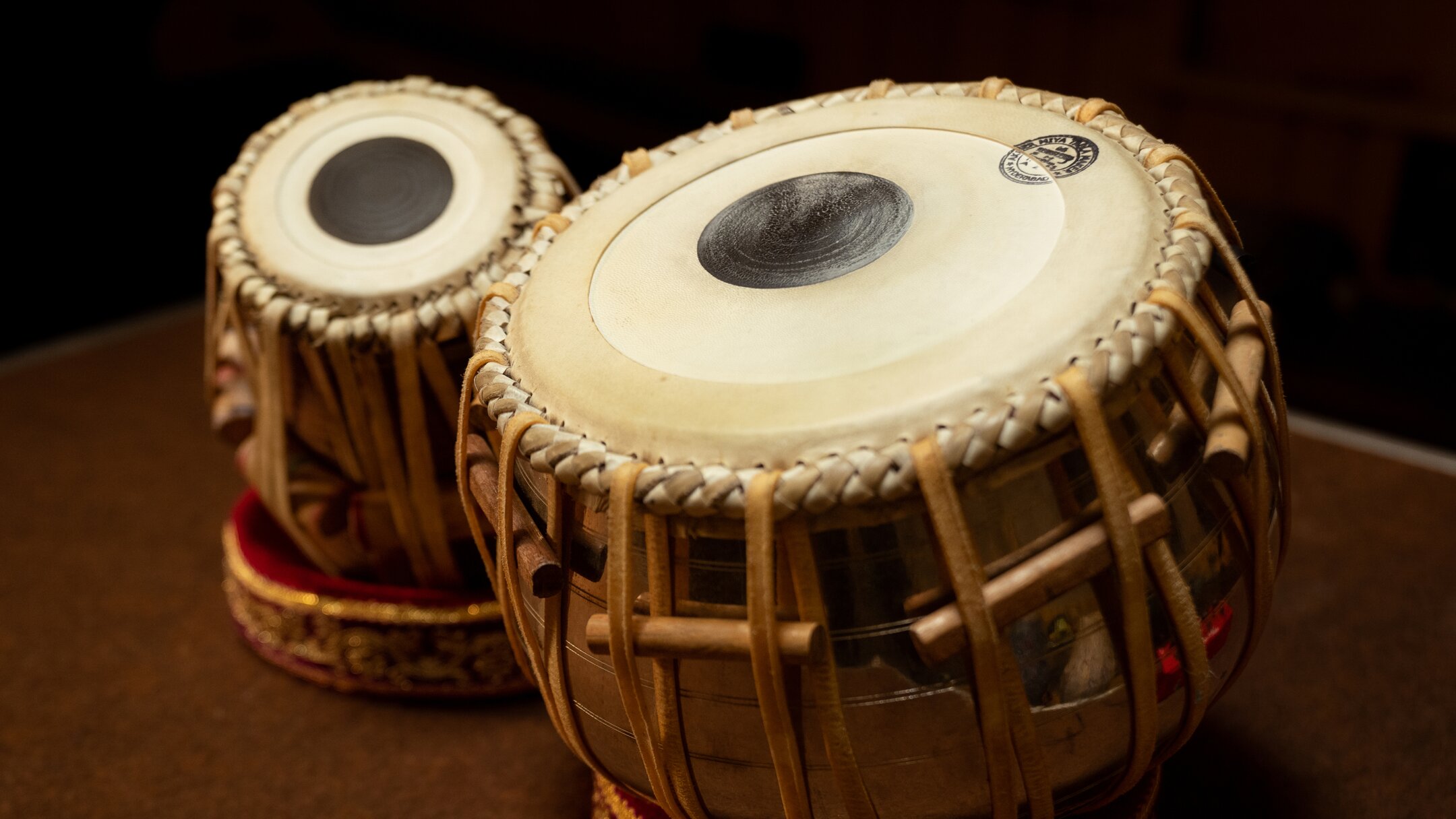 Orchestral Tools - Svara—Indian film orchestra